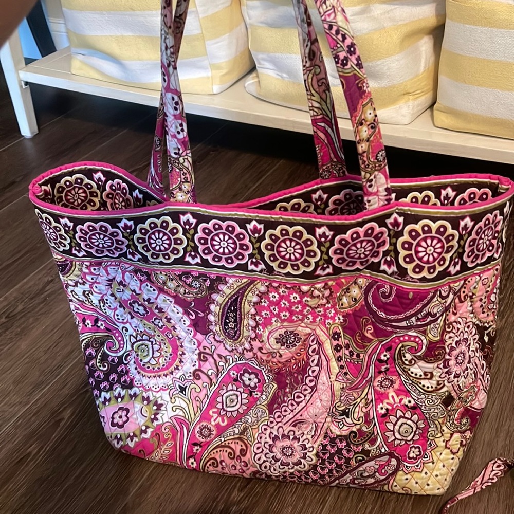 Vera Bradley Pink Paisley Large Shoulder Tote (Unsure… - Gem